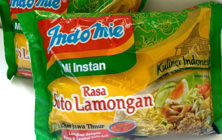 6 Indomie dengan Cita Rasa Nusantara Terbaik - Terminal Mojok