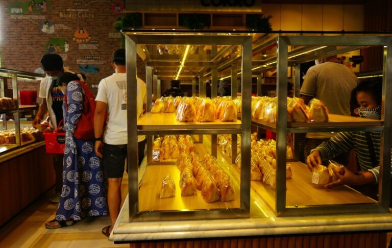 6 Keistimewaan Bluder Cokro, Roti Legendaris Khas Madiun