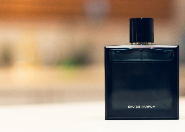 Kahf: Parfum Cowok Murah Sekaligus Mewah