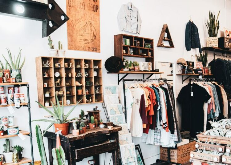 4 Toko Baju Andalan para Mahasiswi Unsoed Purwokerto