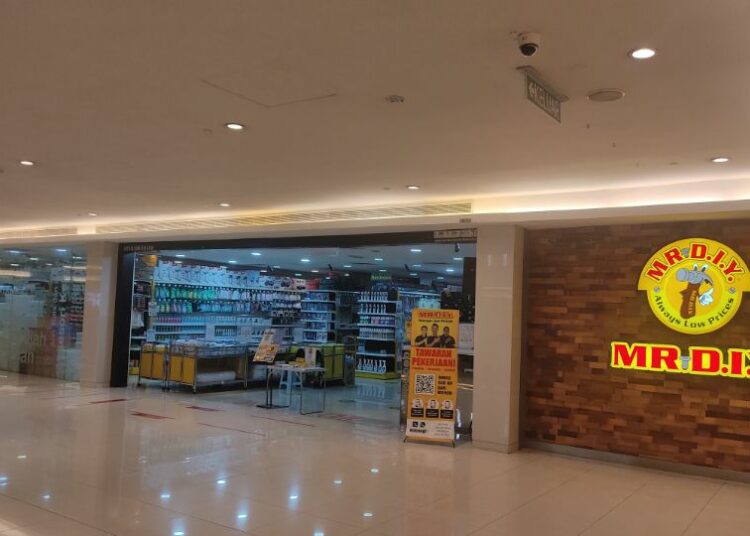 MR DIY Memang Cocok Buat Dikunjungi Tanpa Membeli