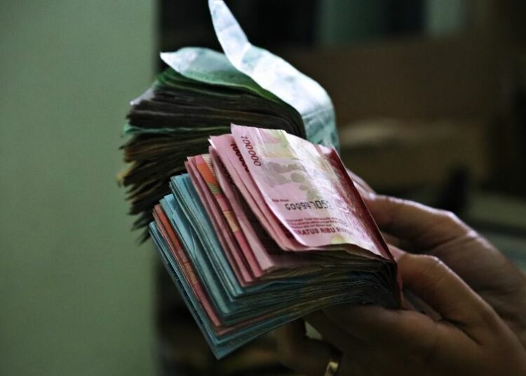 Warna Uang Rp2 Ribu Baru dan Rp50 Ribu Lama Mirip