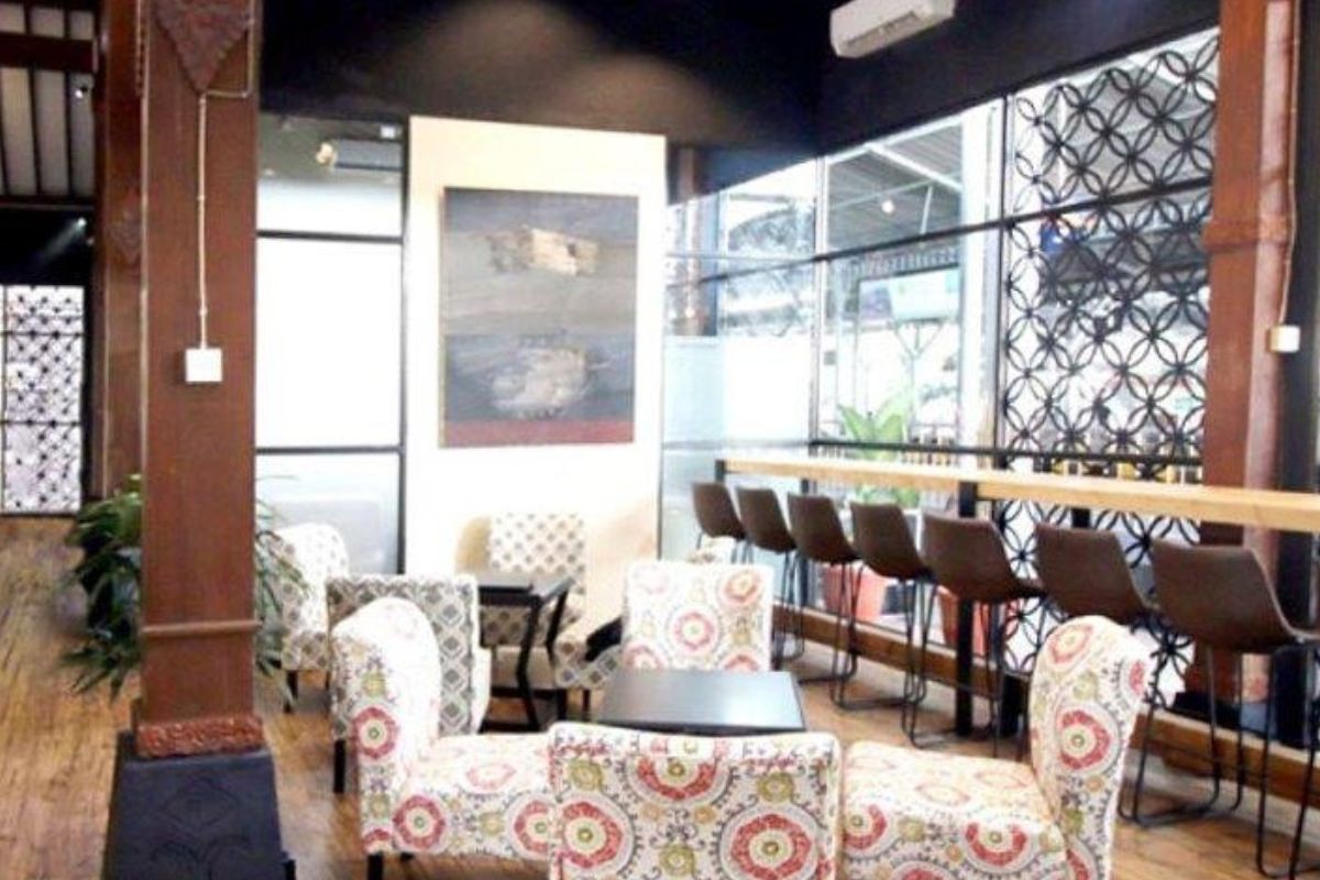 Luxury Lounge Stasiun: Ekspektasi Mewah, Realita Biasa Aja