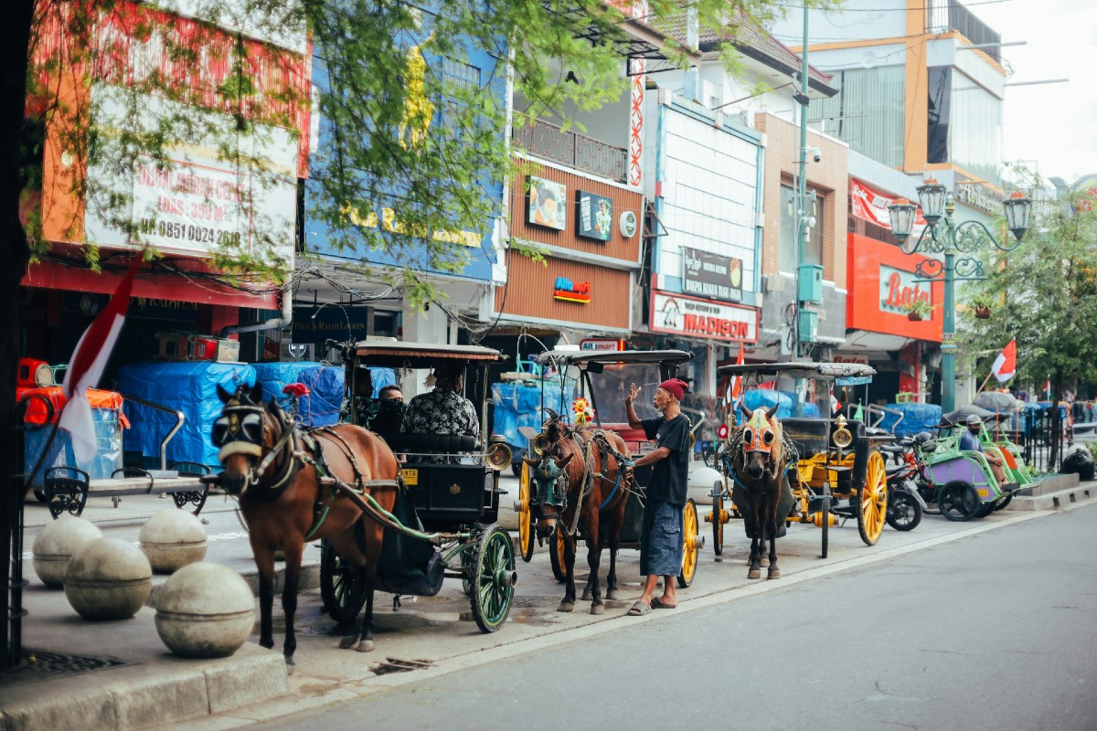 Malioboro Jogja Bau Pesing, Kuda Andong Bakal Pakai Popok