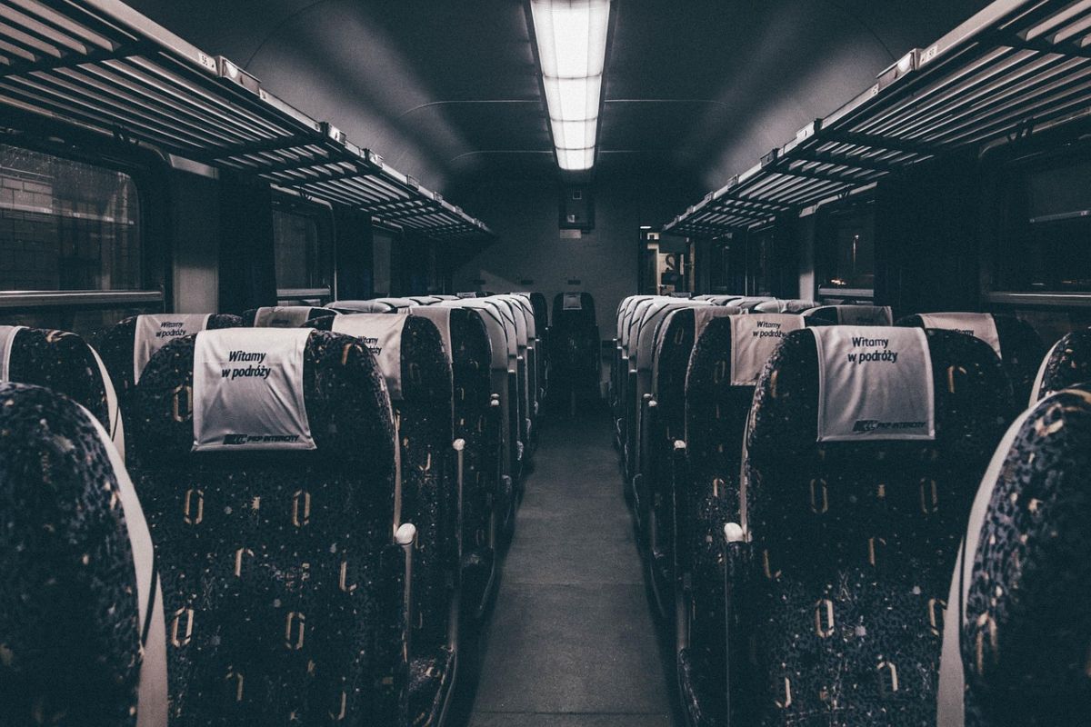 Kereta Api Eksekutif Lebih Nyaman, Kelas Ekonomi Mana Paham