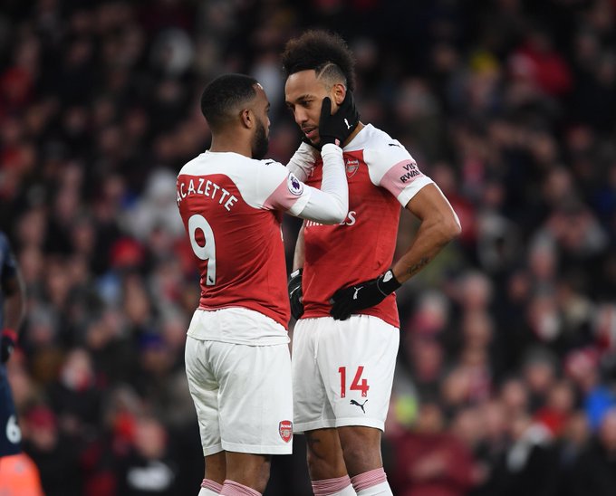 Ketika Bromance Aubameyang dan Lacazette Lebih Panas Ketimbang Dilan ...