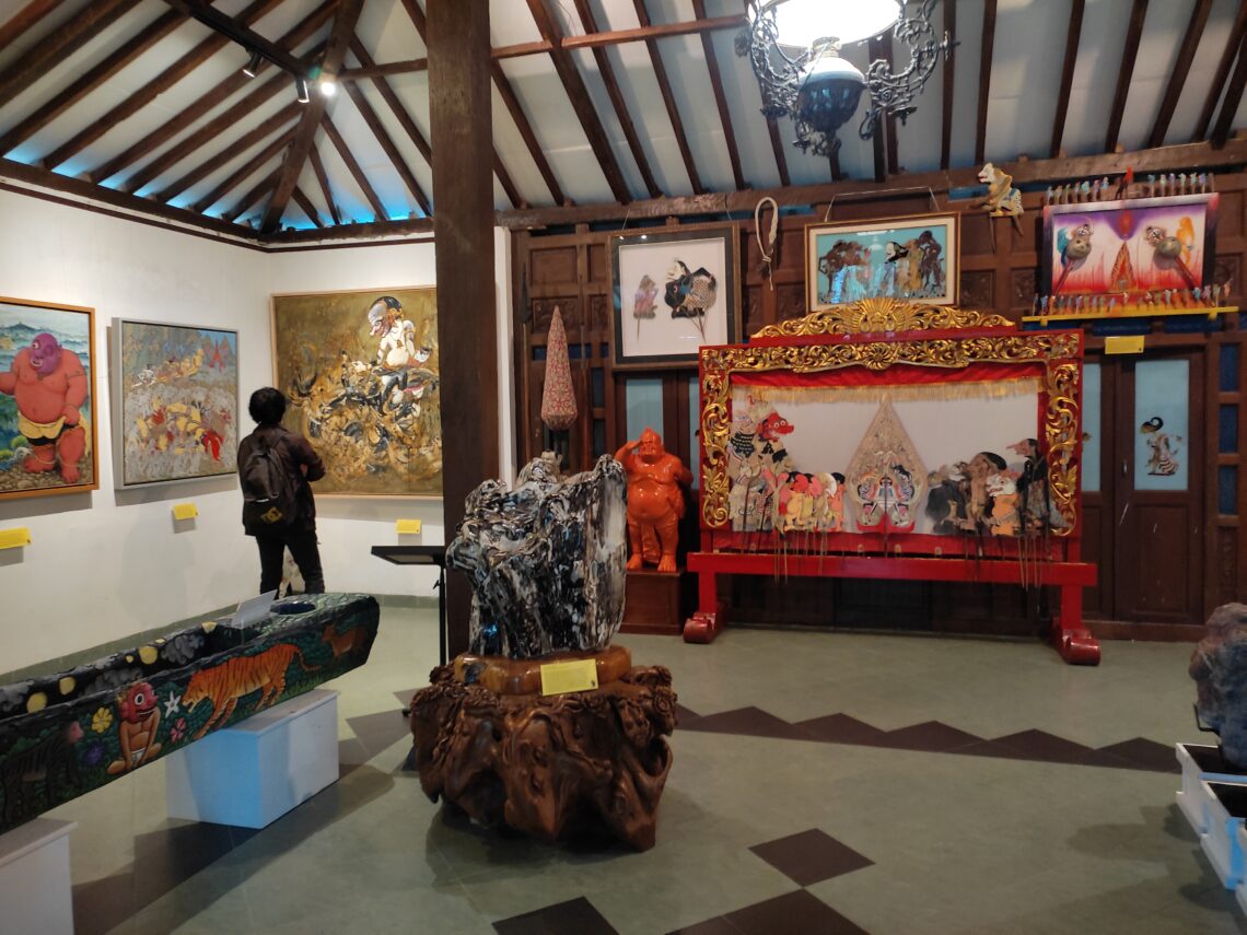 Kelahiran Kedua Anak Bajang