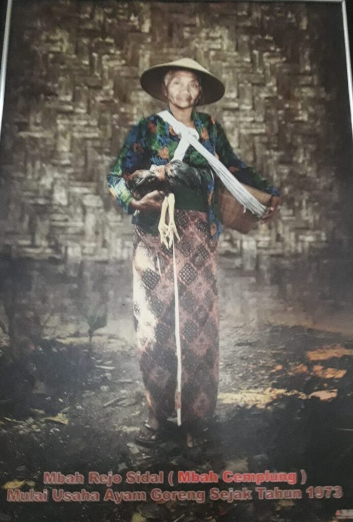 Ayam Goreng Mbah Cemplung, Warisan Keluarga yang Menolak Bondan Winarno