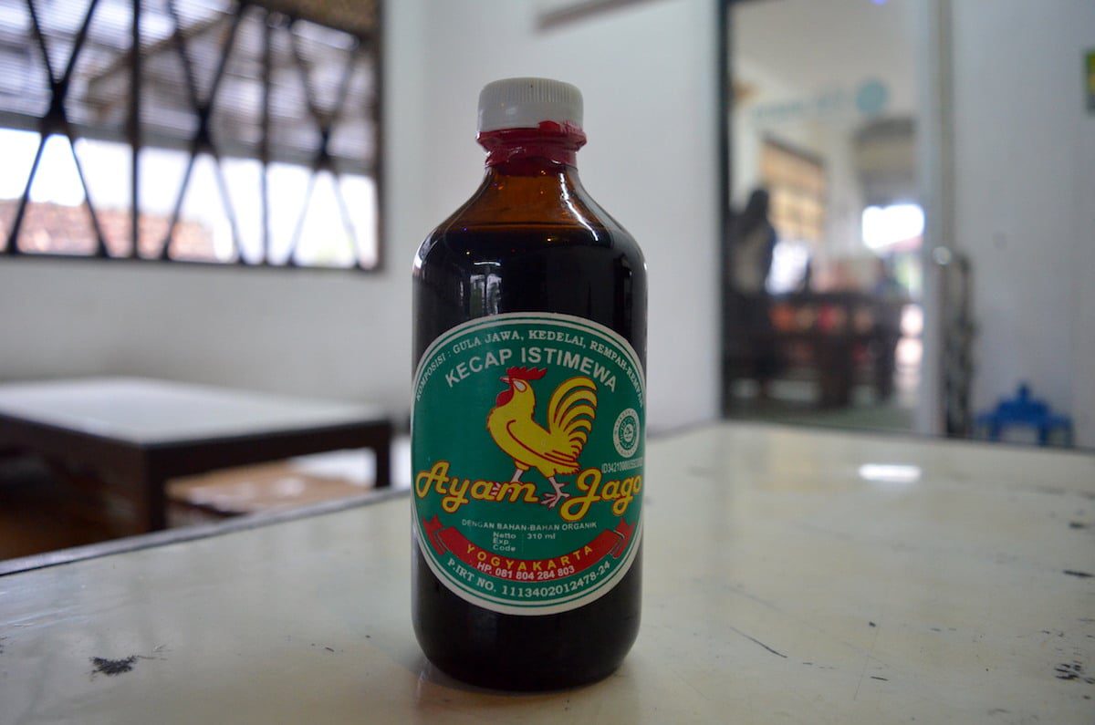 Mencari Tahu Merek Kecap Warung Soto Legendaris di Jogja