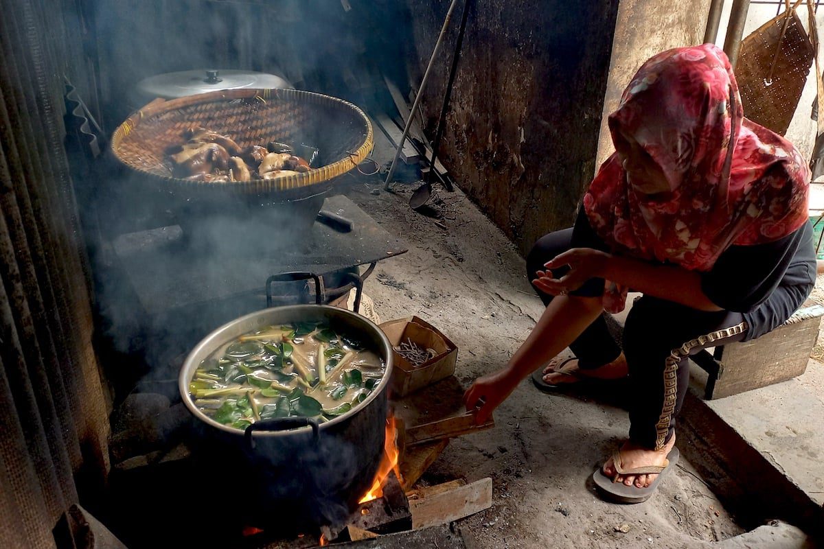 Menikmati Kasta Terenak di Baceman Kepala Kambing H Sukirman