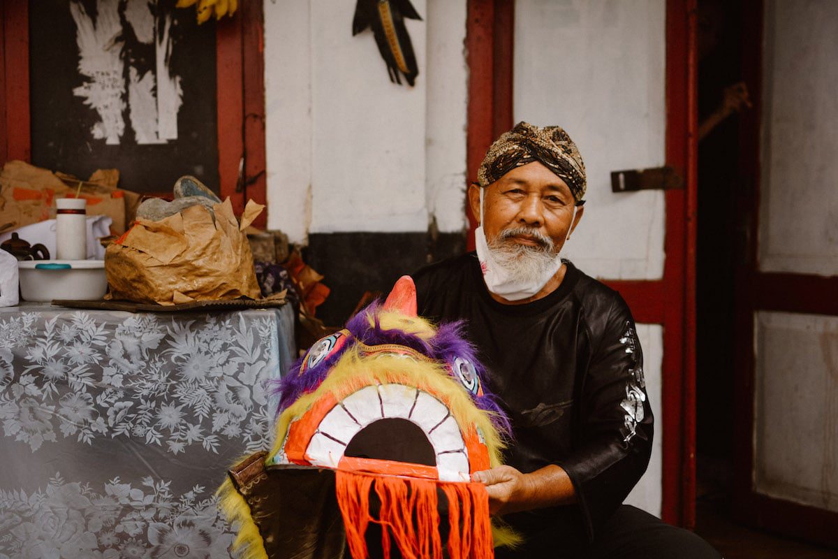 Cerita Pak Pong, Satu-satunya Pembuat Barongsai di Jogja