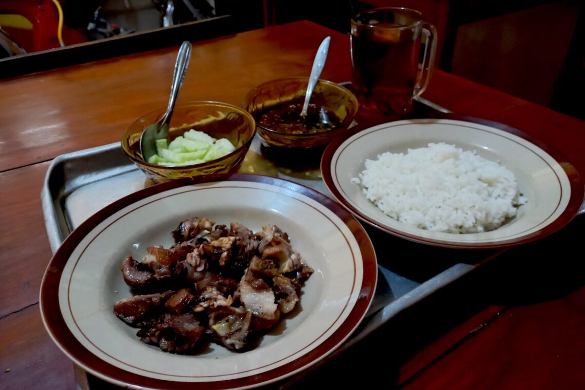 Menikmati Kasta Terenak di Baceman Kepala Kambing H Sukirman