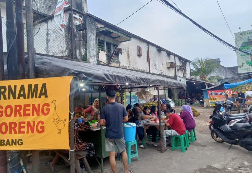 Menelusuri Bebek Purnama yang Pertama di Surabaya