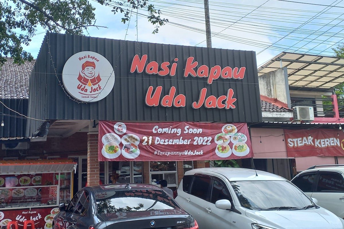Yang Membedakan Nasi Kapau dengan Nasi Padang