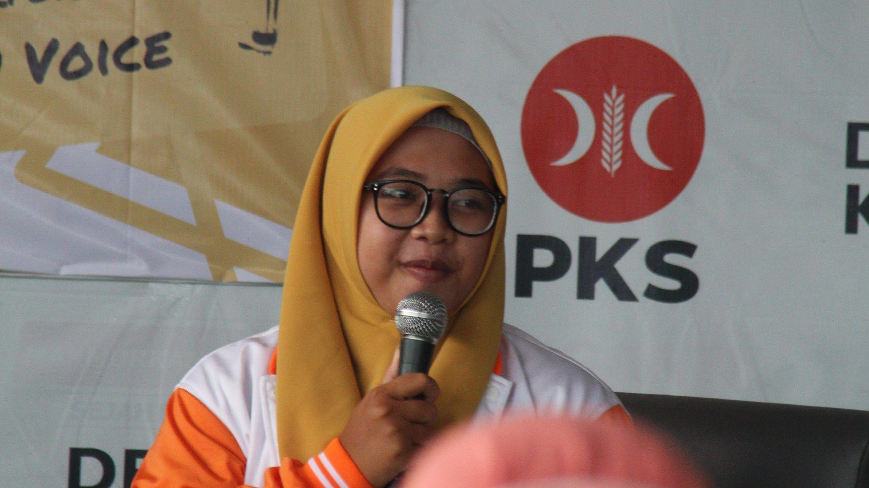 Khonsa Taqiya, Mahasiswi UNY yang Nyaleg lewat PKS