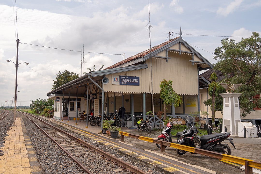 Stasiun Tanggung Grobogan Tempat Segalanya Bermula