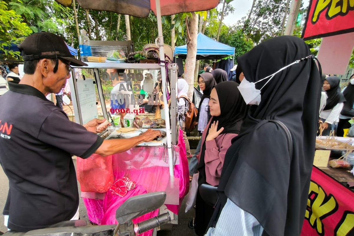 Penjual Es Goreng Buktikan Bisa Beli Tanah dan Rumah di Jogja